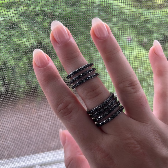 henri bendel | Jewelry | Henri Bendel Black Rhinestone Double Ring | Poshmark